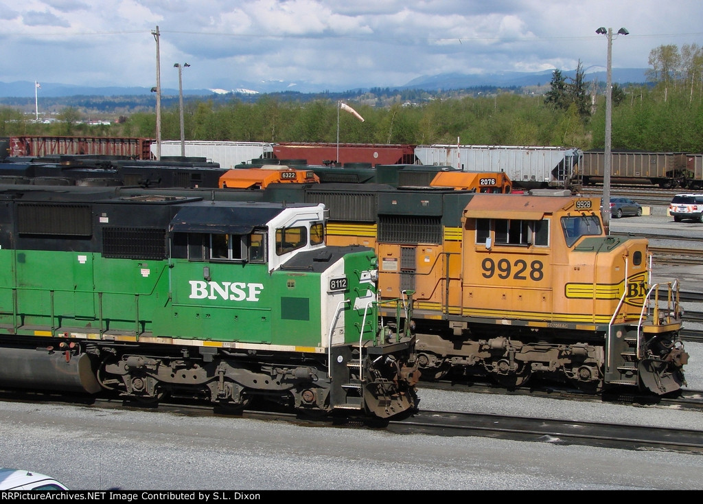 BNSF 8112-9928